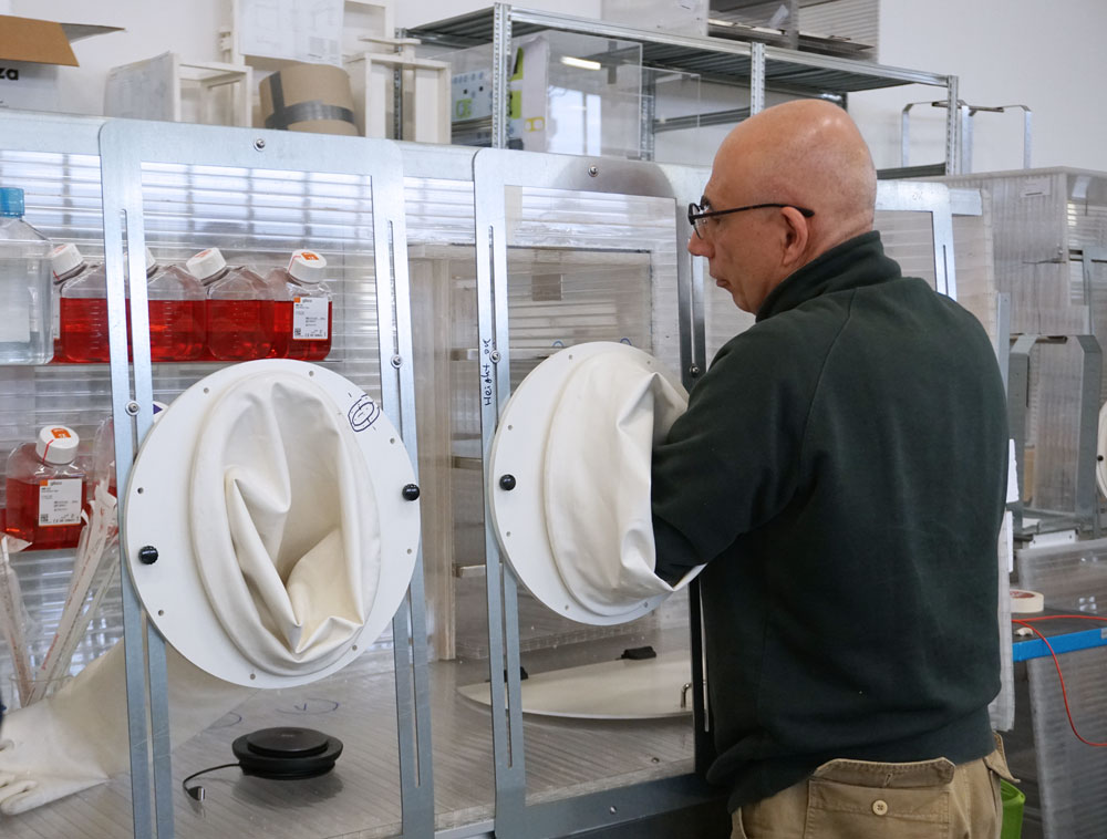 Mock-up testing for a isolator development via a live-streaming connection.